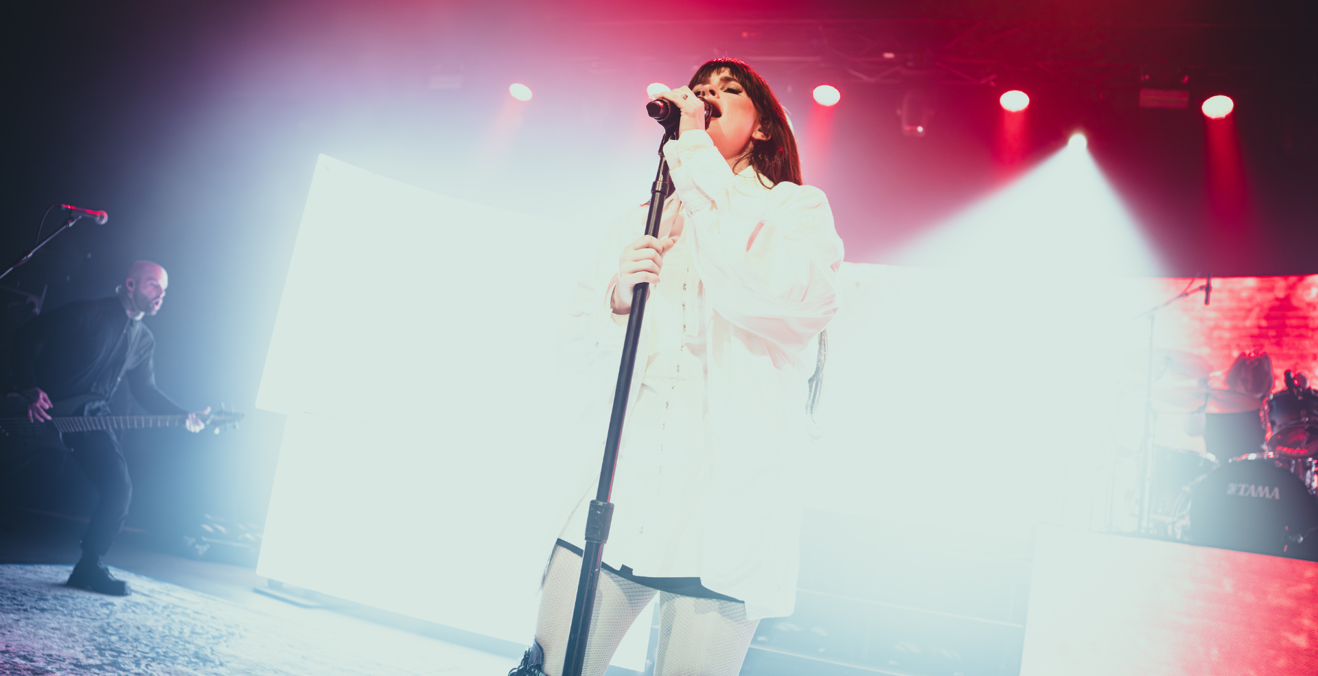 Galerie photo en concert : Spiritbox et Intervals - Paroles & Musique