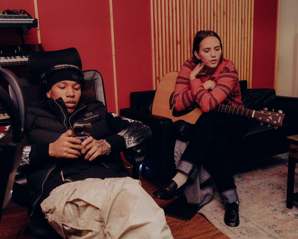 Kenekt_Vancouver_Dec2023_Boslen_FrancesWhitney - Paroles & Musique